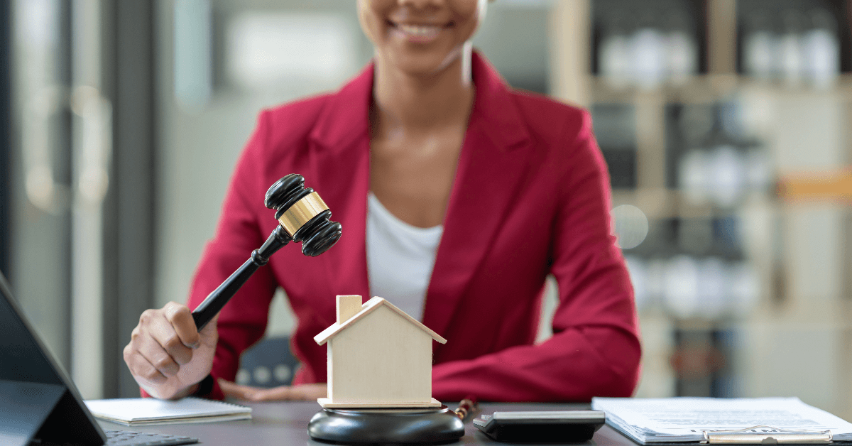 Safeguard Your Property Deals with Miami Real Estate Lawyer
